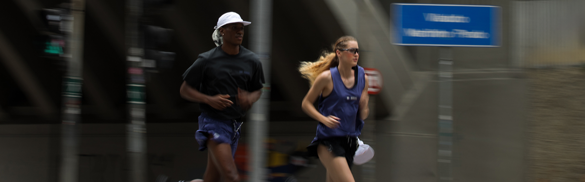 BAD RUNNING | Extraordinary outfits for ordinary runners.